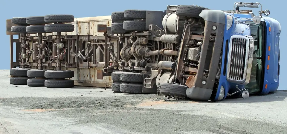 How Cargo Shift Causes Rollover Truck Crashes on Interstate Freight ...